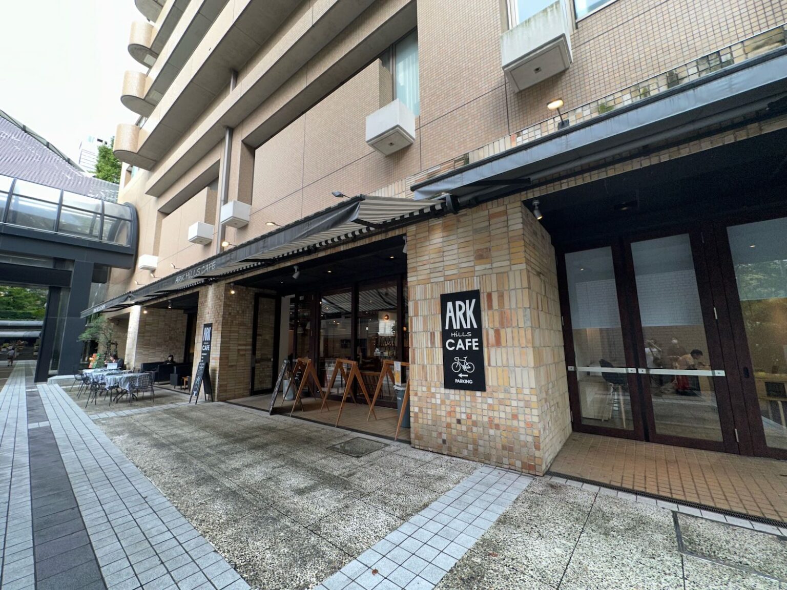 ARK HiLLS CAFE（アークヒルズカフェ） | 港区ブログ